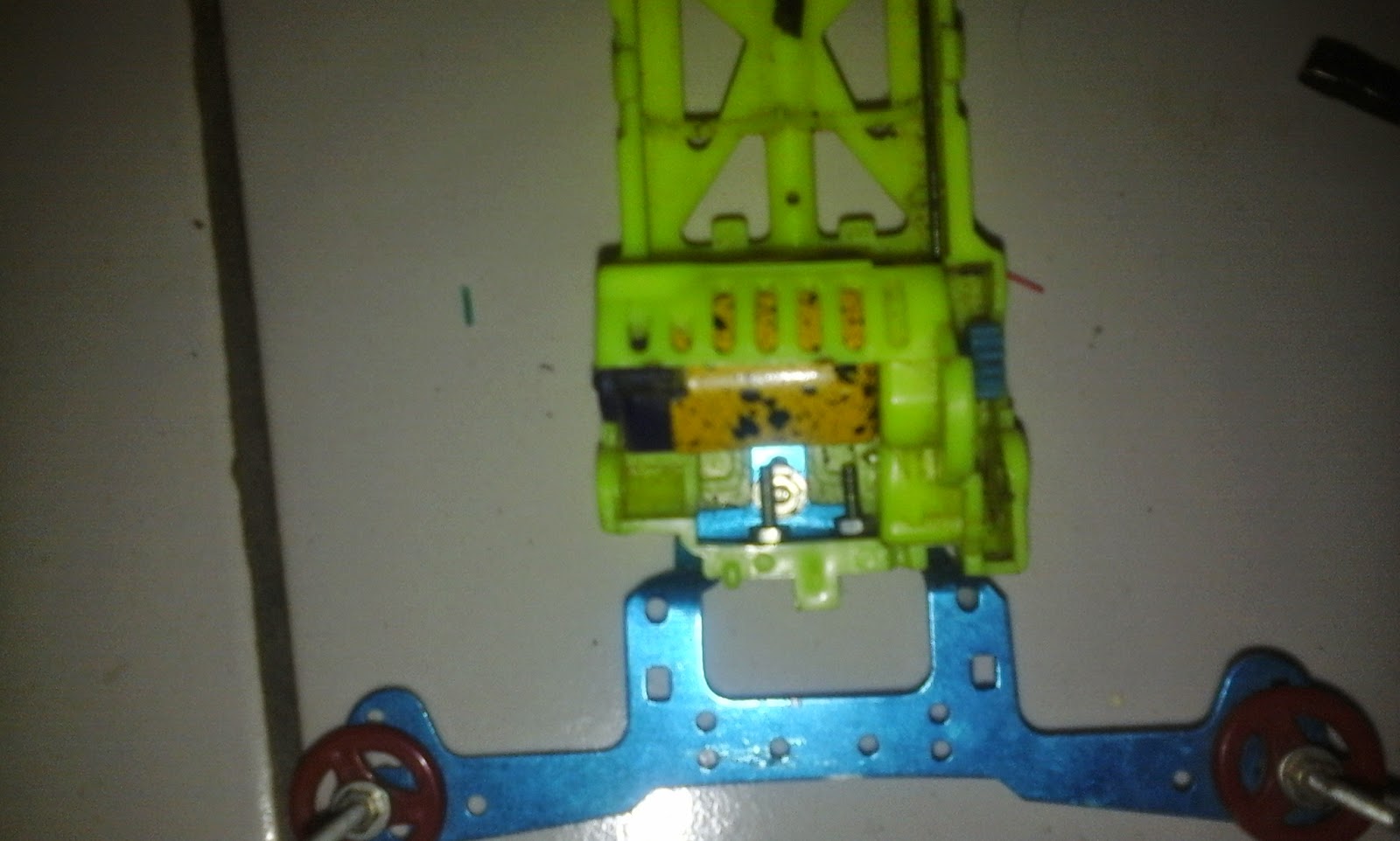 Rifky's Blog: cara merakit mobil tamiya